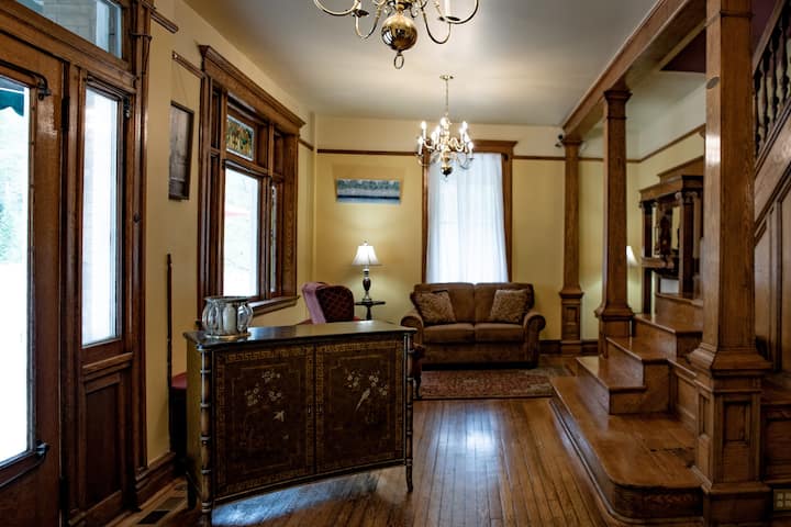 Glamping Dome - Walnut W/ 2 Queen Beds - Sutton Lake, WV