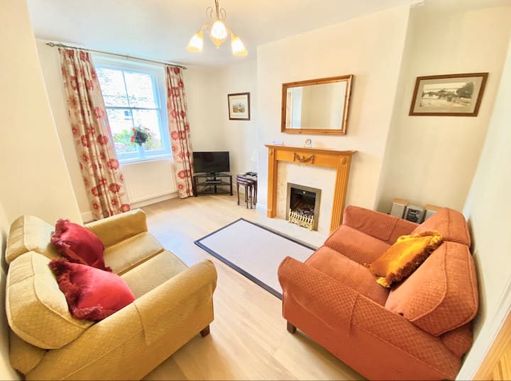 Cosy, 2-bed House In The Heart Of Keswick - Keswick