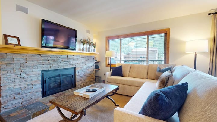 Vantage Point 301 - 2 Bedroom Platinum - Vail, CO