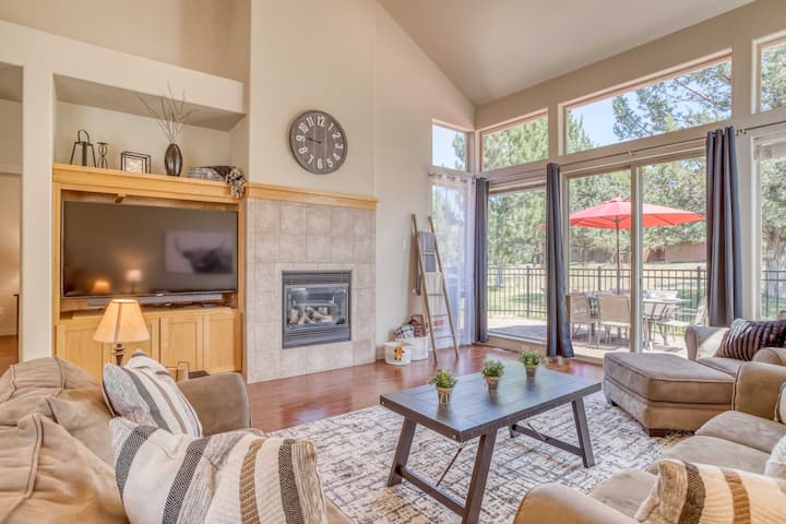 Eagle Crest Townhome-pool, Spa, Golf! Aspenretreat - Eagle Crest, OR