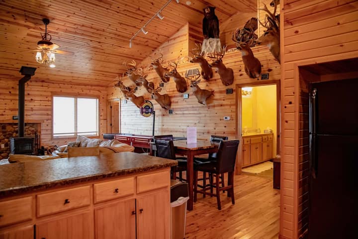 Edenwood Ranch And Preserve - All American Lodge - Spring Lake, WI