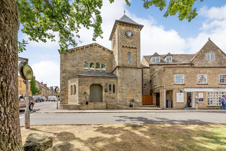 Stylish Holiday Apartment In Stow - The Trinity - Stow-on-the-Wold