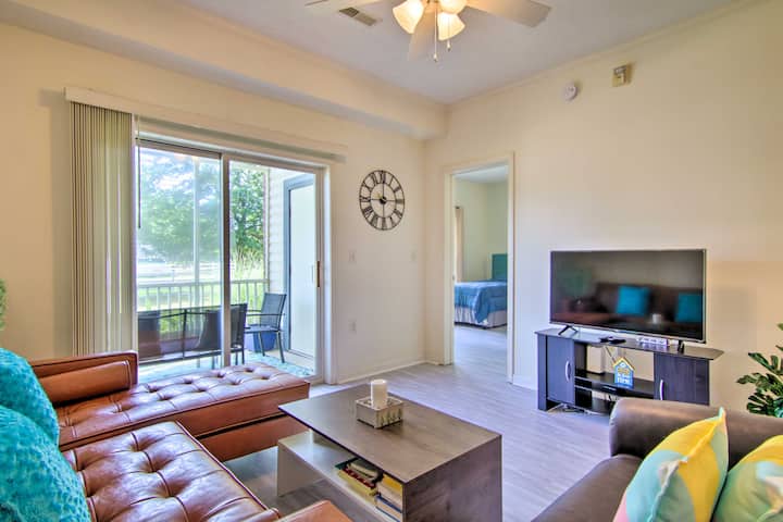 Porch & Community Perks: Walkable Lewes Condo - Lewes