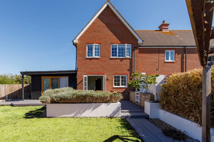 Family Seaside Escape - 5 Mins To Beach - West Wittering