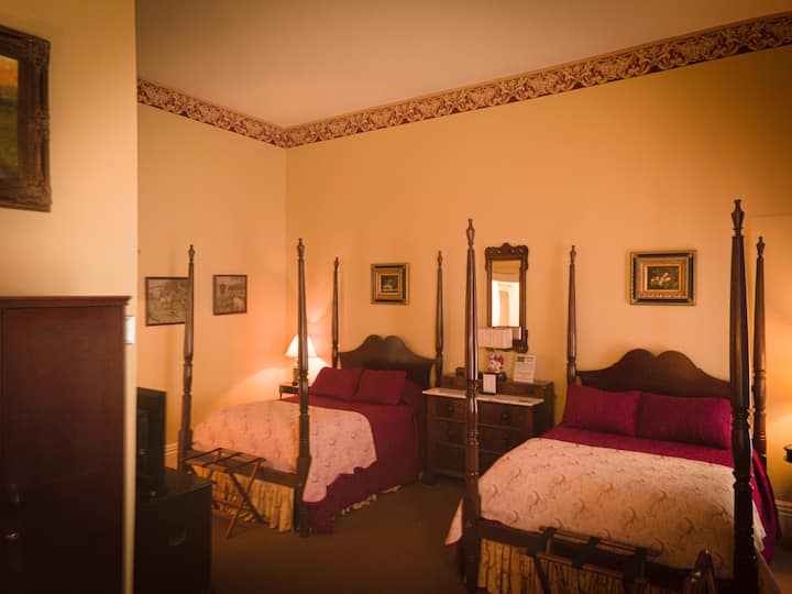 The Guest House/varina Davis Room/downtown - Natchez, MS