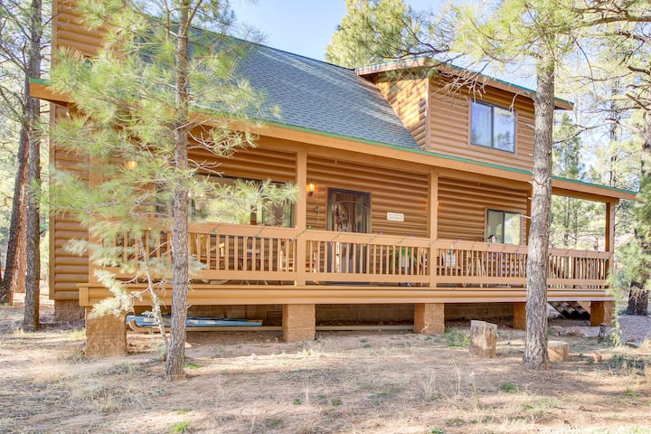 2 Mi To Fool Hollow Lake: Wooded Cabin W/ Fire Pit - Show Low, AZ