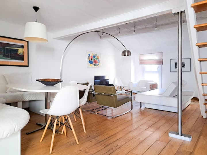 Appartement En Centre-ville Avec Belle Terrasse Et - Cannes