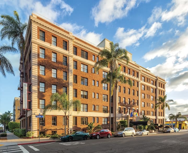 Wyndham Inn At The Park| Resort Studio Suite - San Diego, CA