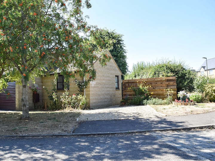 Leofric Lodge - Witney