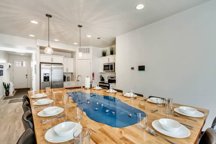 Bear Lake Table By Cdh - Garden City, UT