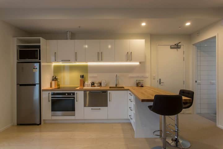 Cumberland Street 2 Deluxe Apartment - Dunedin