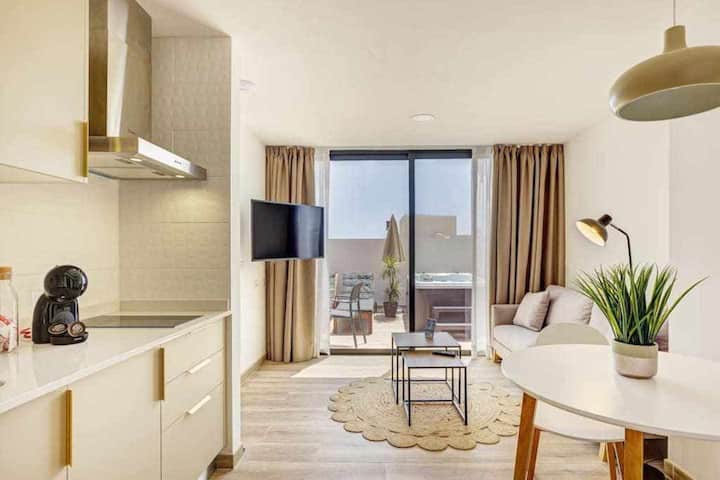 Jable Suite 8, Atico Con Jacuzzi - Corralejo