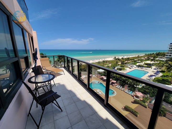 Majestic 3 Bedroom Large Oceanfront Apartment -901 - Miami Beach