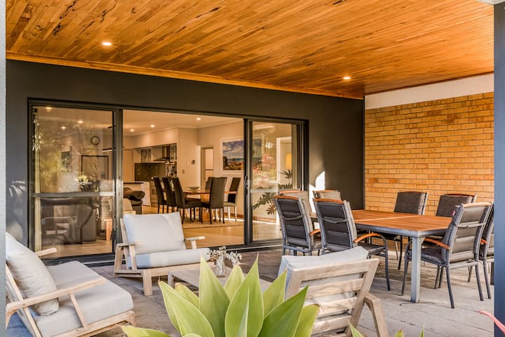 Macleod's Fairway: Your Golfside Family Getaway - Dunsborough