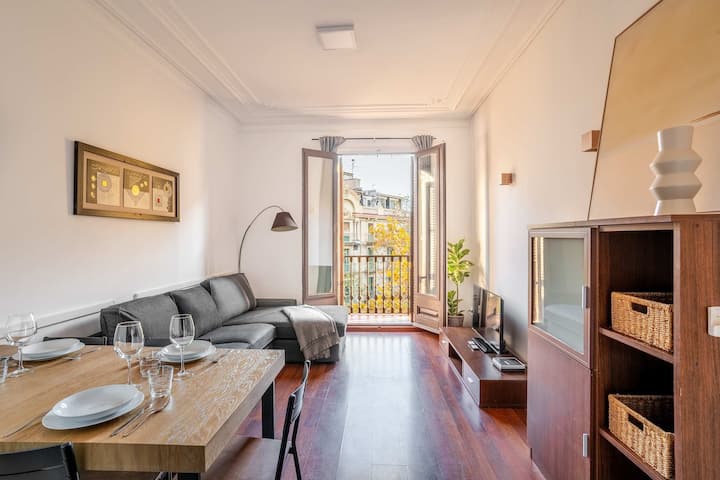 Ronda Sant Pere Private City Center 3bedroom Suit - Barcelona