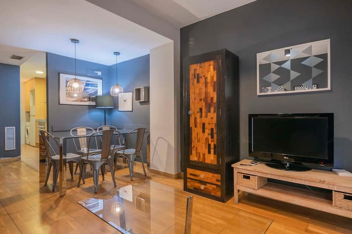 Duplex With Terrace In Eixample District - Barcelona