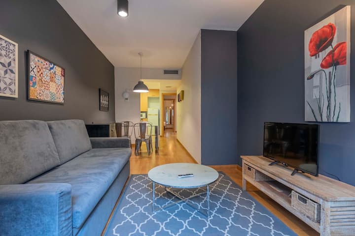 Centric 2 Bedroom With Balcony Eixample District - Barcelona