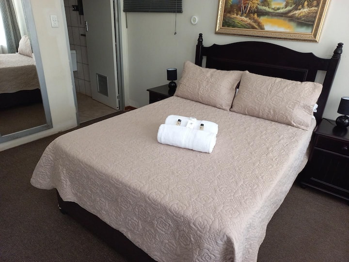 Black Swan | Double Room 4 - Boshoek