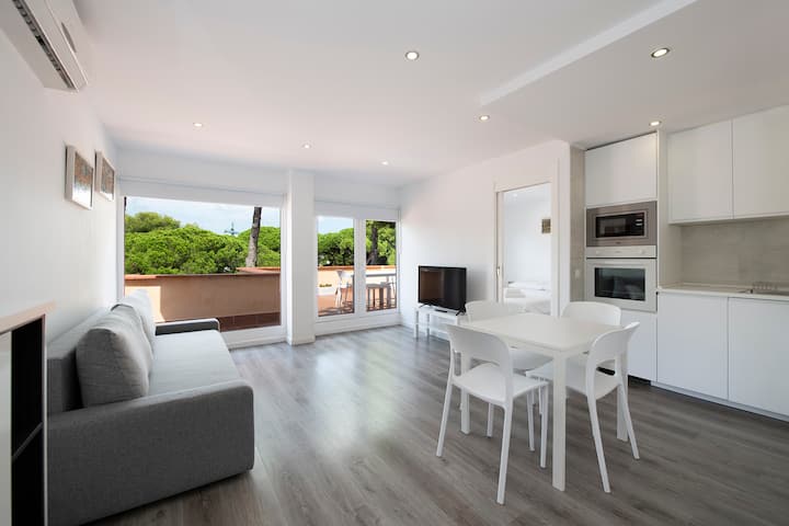 The White Attic By Seasidehomes.es - Casteldefels