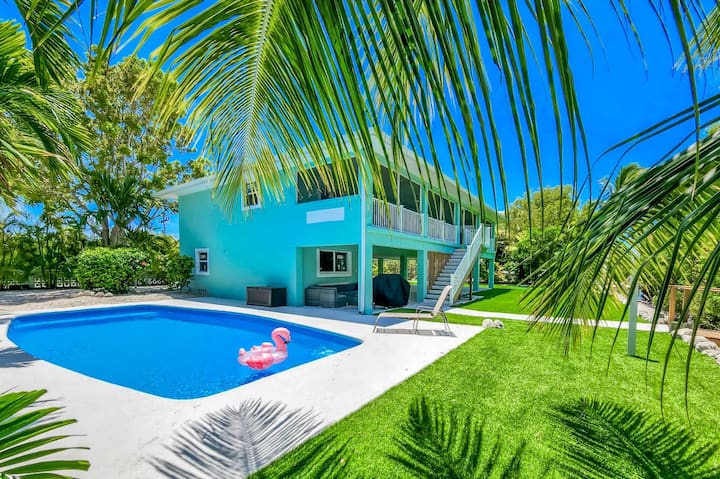 Pozitively Bliss Updated 3bed/2bath Single Family Home Near Sombrero Beach With Private Pool & Dockage - Marathon, FL