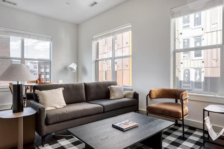 Blueground | Cambridge Alewife, Gym & Roof, Nr T - Boston, MA