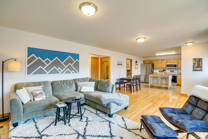 Port Angeles Home < 3 Mi To Olympic Nt'l Park - Port Angeles, Washington