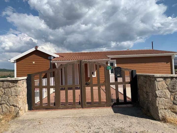 Montaña. Increíble Apartamento. Villa De Gredos - Navarredonda de Gredos