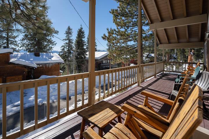Cozy Tahoe 4br Retreat W/ Lake-view Decks & Firepl - Tahoe Vista, CA