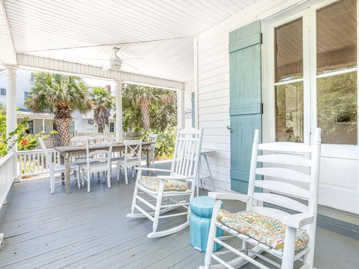 Whitecaps | Rich With History, Great Location! - Tybee Island, GA