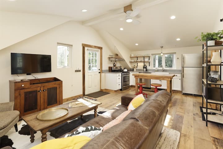 Treetop Haven | D/t Carbondale, Deck, Views - Carbondale, CO
