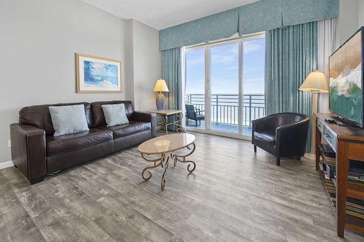 Penthouse 19th Floor Resort Oasis Ocean Villa - Daytona Beach, FL