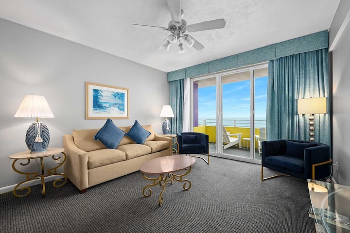 Luxury 6th Floor 1 Br Condo Direct Oceanfront Wynd - Daytona Beach, FL
