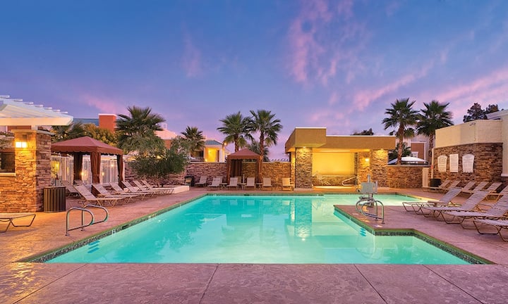 Wyndham Tropicana Resort | 2br King Bed Suite - Las Vegas