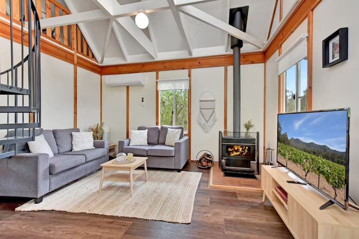 Bracken Ridge Vineyard - The Chetwynd - Villa 4 - Branxton