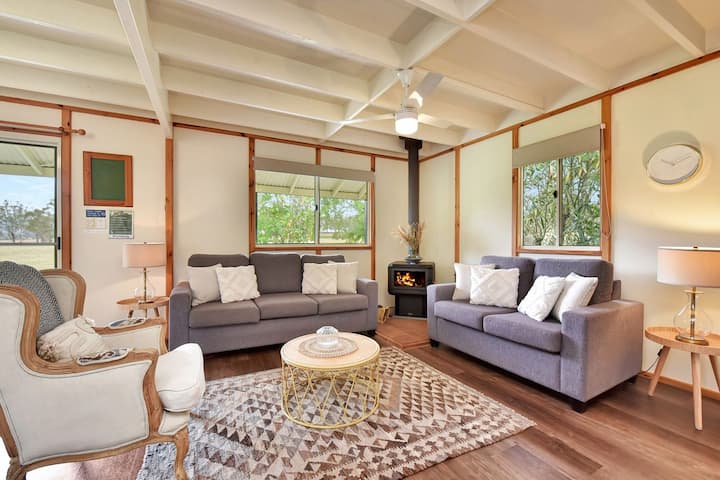 Bracken Ridge Vineyard - The Athabascan - Villa 5 - Branxton
