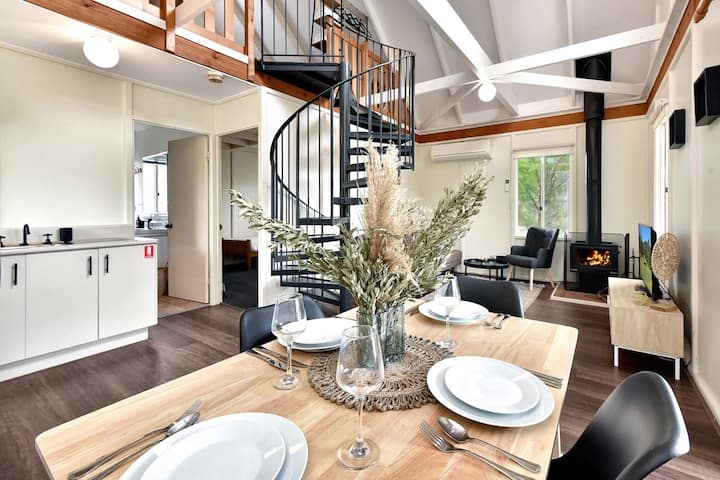 Bracken Ridge Vineyard - The Entire Estate - Pokolbin