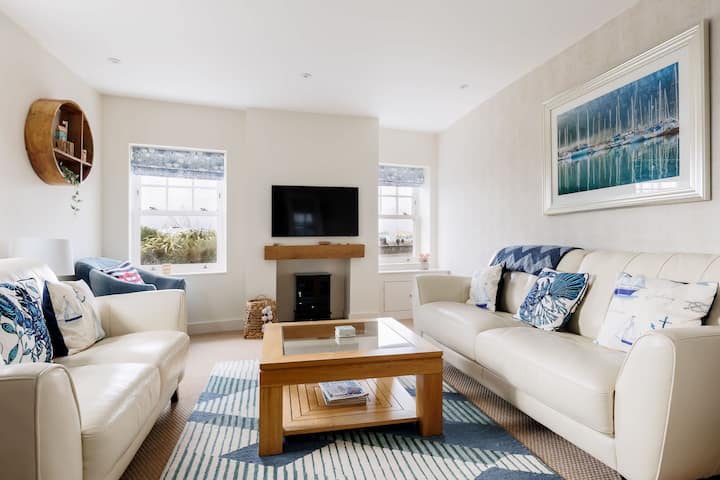 Lobster Cottage - Stone's Throw From  Poole Quay - Bournemouth