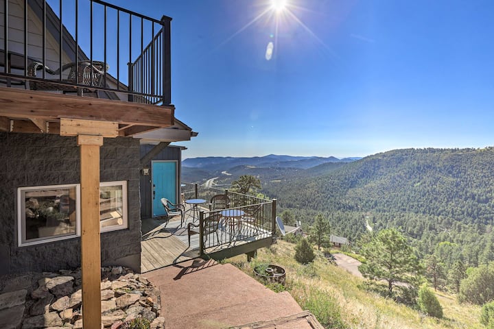 The View At Mountain Retreat By Red Rocks & Golden - Evergreen, CO