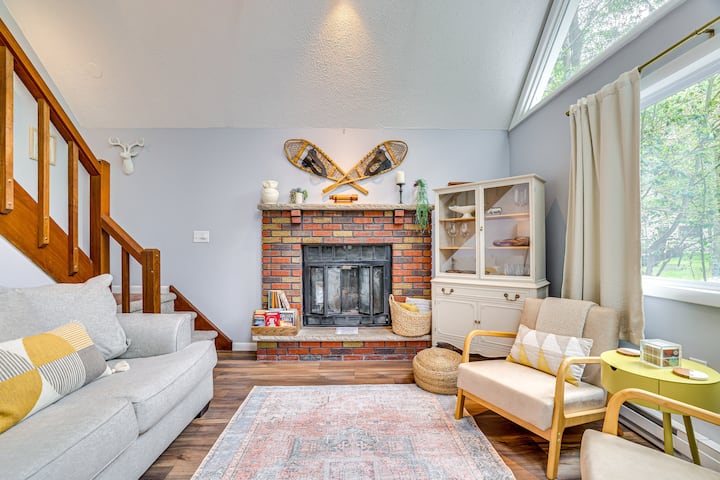15 Mi To Ski Resort: Home W/ Fire Pit In Tobyhanna - Mount Pocono, PA