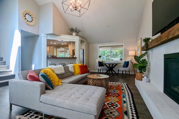 Arioso House - Style Inspired By Classical Music! - Dundee, OR