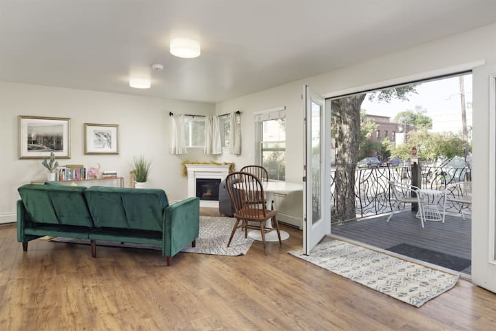 Dwell Well On Main | Downtown Deck, Pups Welcome - Carbondale, CO