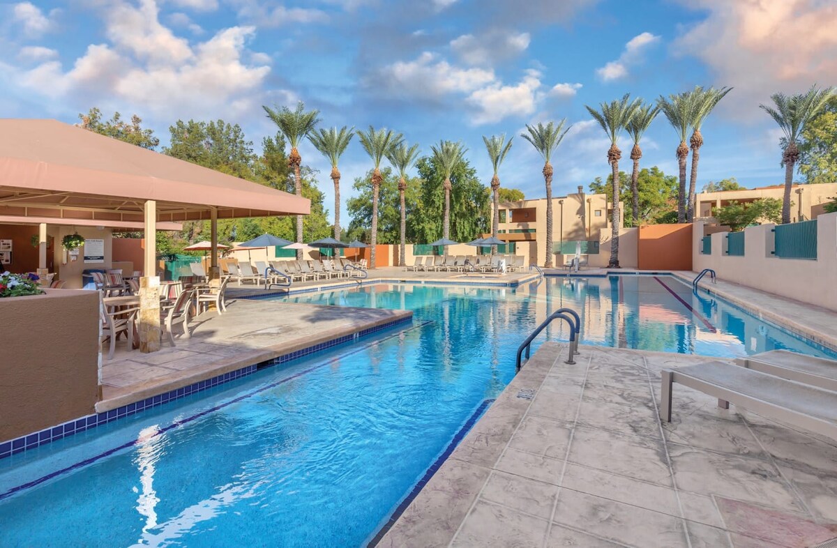 Wyndham Orange Tree Resort | Suite 1 chambre/1 salle de bain avec lit ...