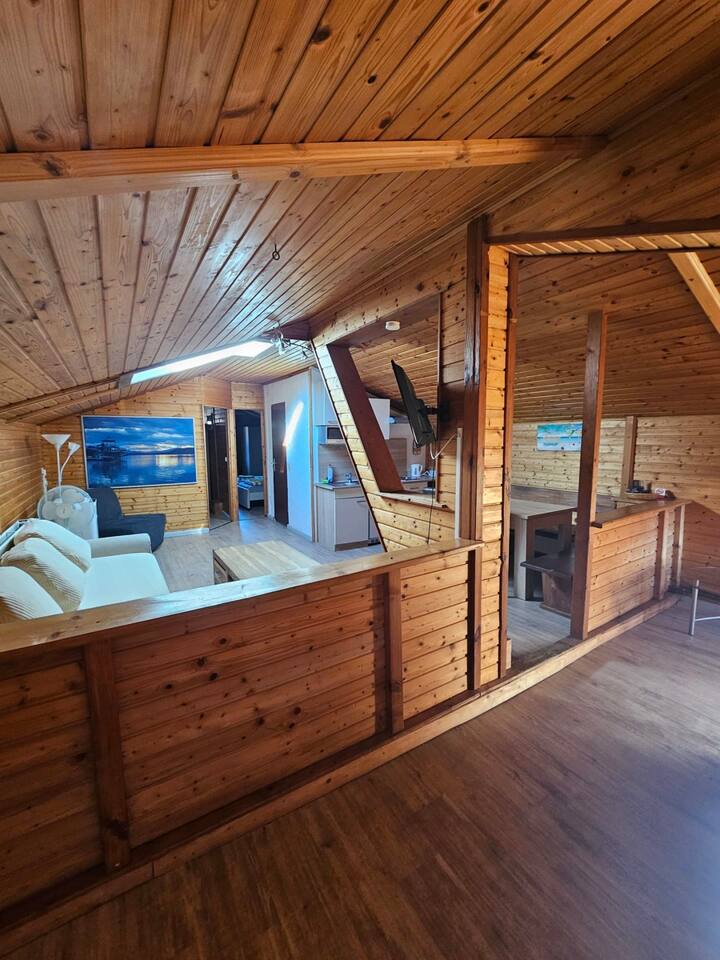 Karawanken Lodge Dachgeschoss Appartement - Villach