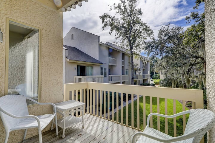 Updated Villa Near Beach & Dining On Hilton Head - Hilton Head Island, SC