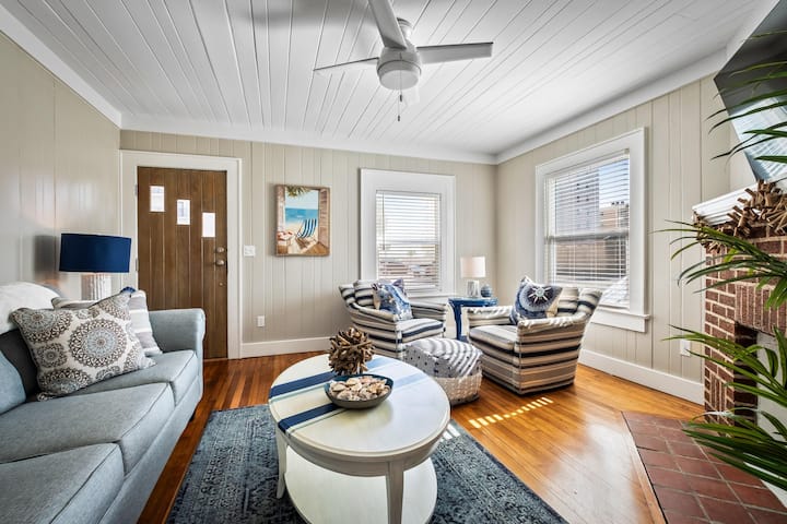 Ground Floor Duplex 3 Bedrooms Across From Beach - 잭슨빌