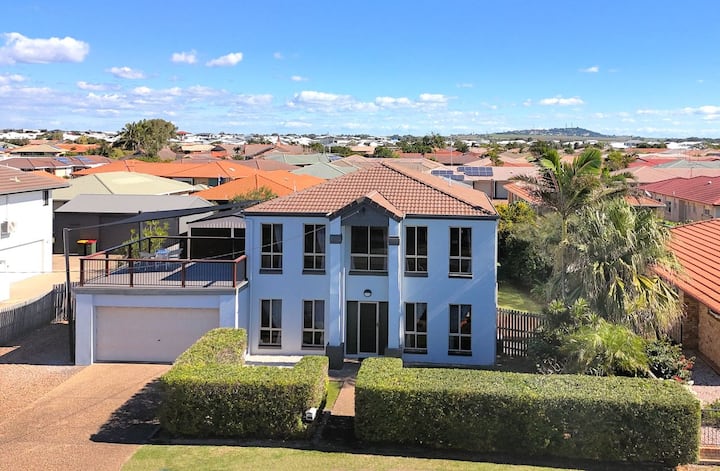 114 Woongarra Scenic Drive - Bundaberg Central