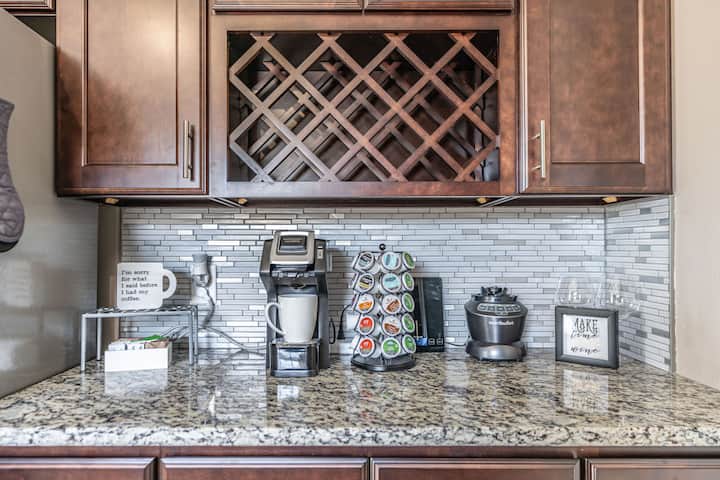 Fayetteville Home Away From Home, Pet Friendly! - Fayetteville, NC