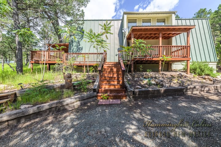 Hidalgo Haven! Conveniently Located! - Ruidoso, NM