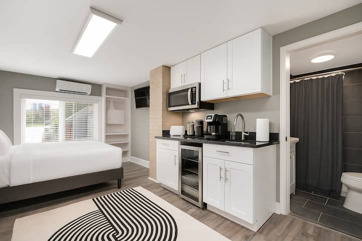 Modern Studio In Trendy Neighborhood Near Downtown - Signal Mountain, TN