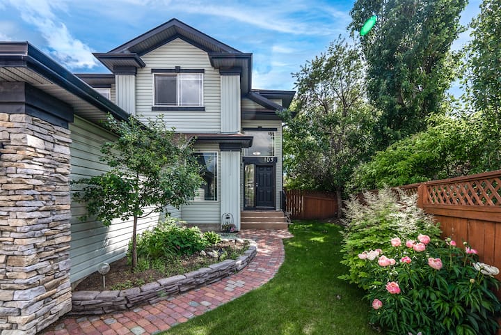 G@home 5br4ba Retreat, Gateway To Banff/cop/hwy 1 - Calgary